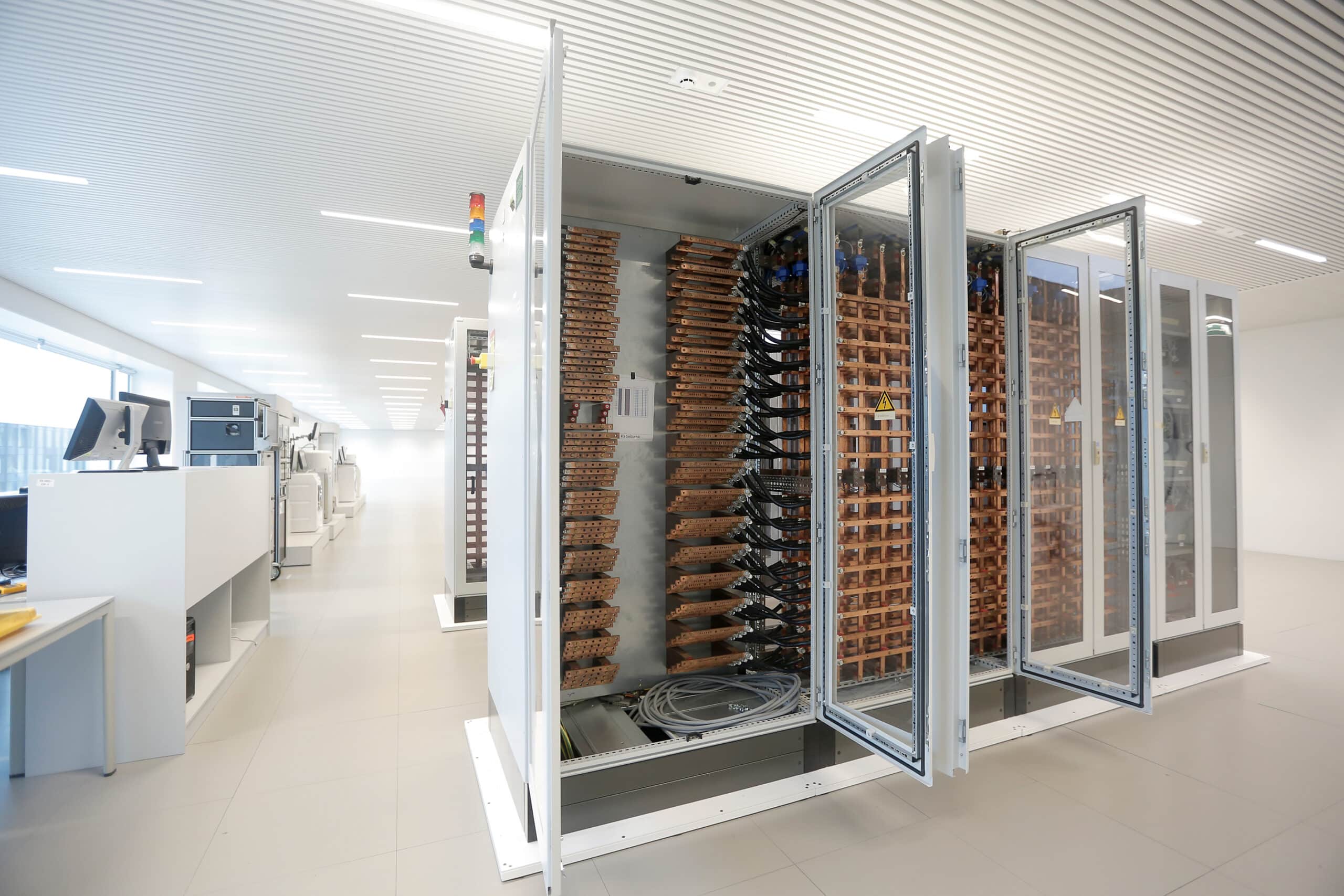 Low voltage lab | EnergyVille