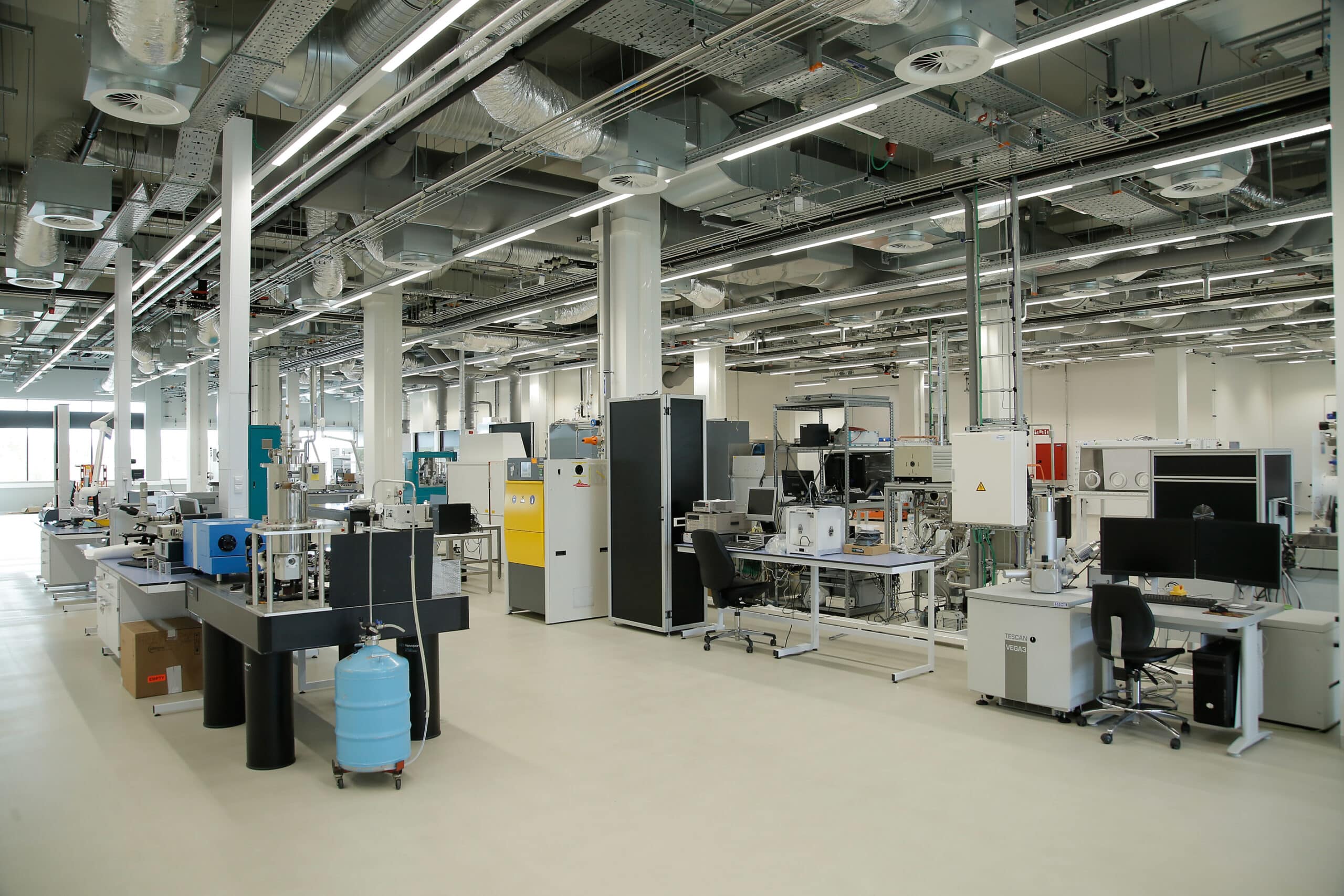 Thin Film Photovoltaic Lab | EnergyVille