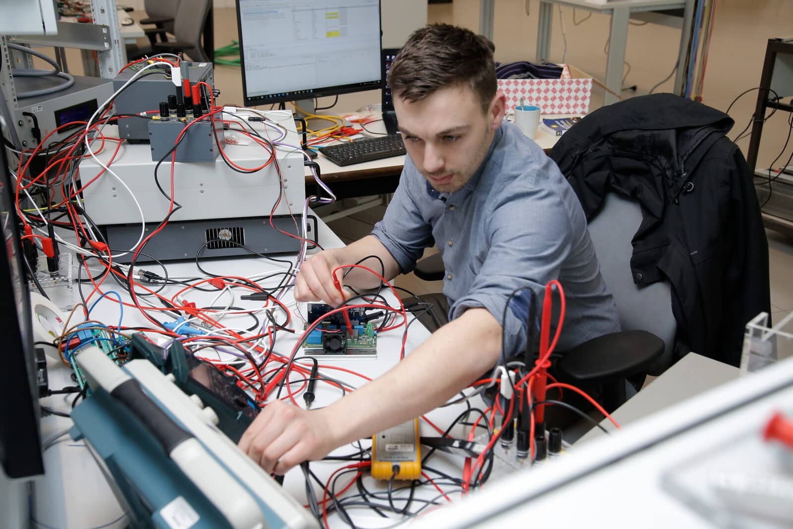 Research on power electronics | EnergyVille